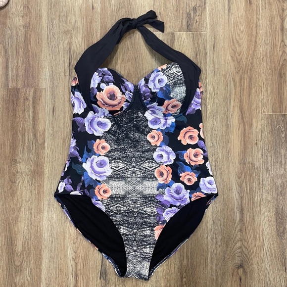TOGS | Swim | Togs Swimwear Abstract Floral Halter One Piece Swimsuit ...